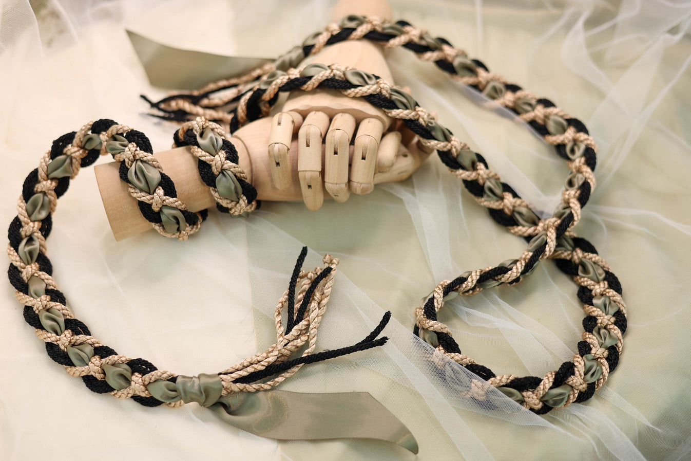 Celtic Braid- Taupe and Black with accent ribbon – Ceotha