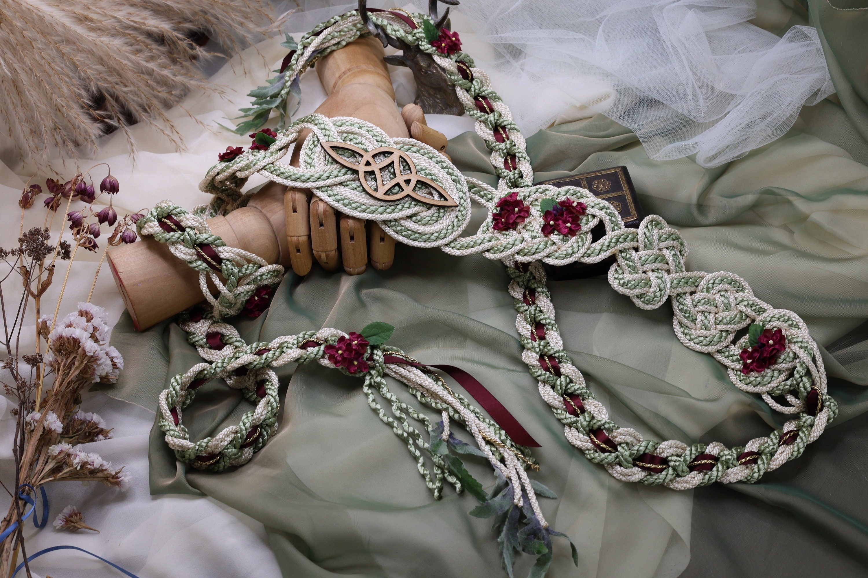 Nine Knot - Serch Bythol Burgundy Buds – Ceotha